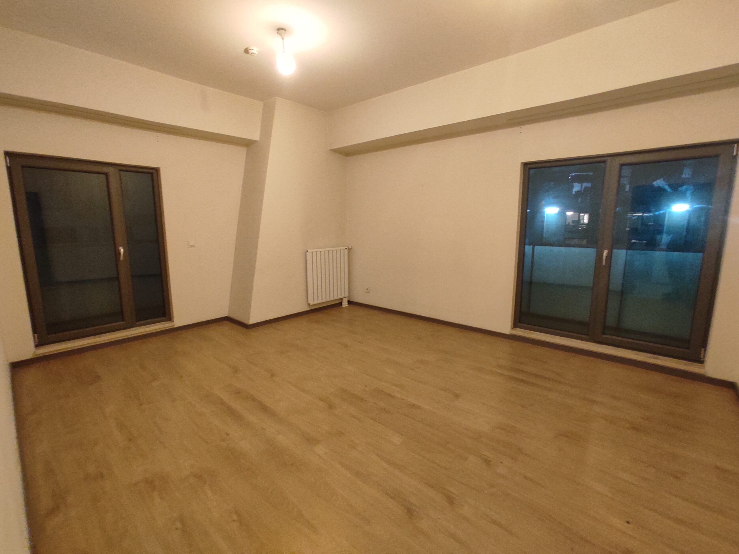 Sembol İstanbul Residence'ta Büyük Tip 1+1 Boş Kiralık Daire - Emlaksat